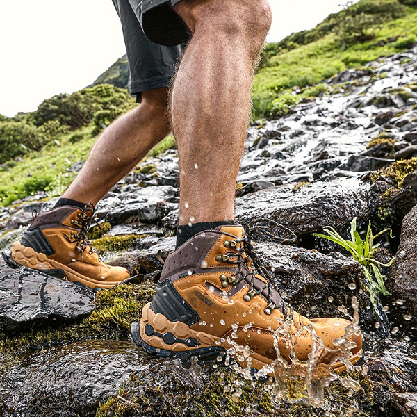 Nortiv8 Polar Bear Hiking Boots: Perfect For Your Next Trip