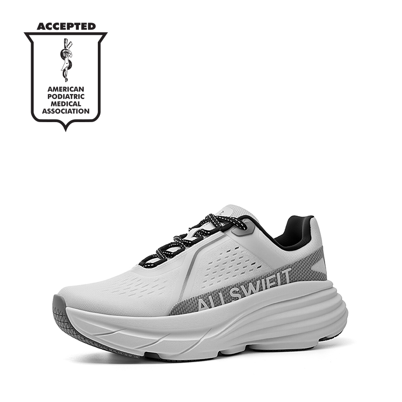 BLACK Women’s Slip-Resistant Arch Support Running Shoes